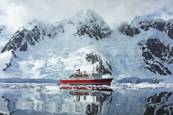 MS Expedition Refit 2019 | Atlantic Marine Interiors